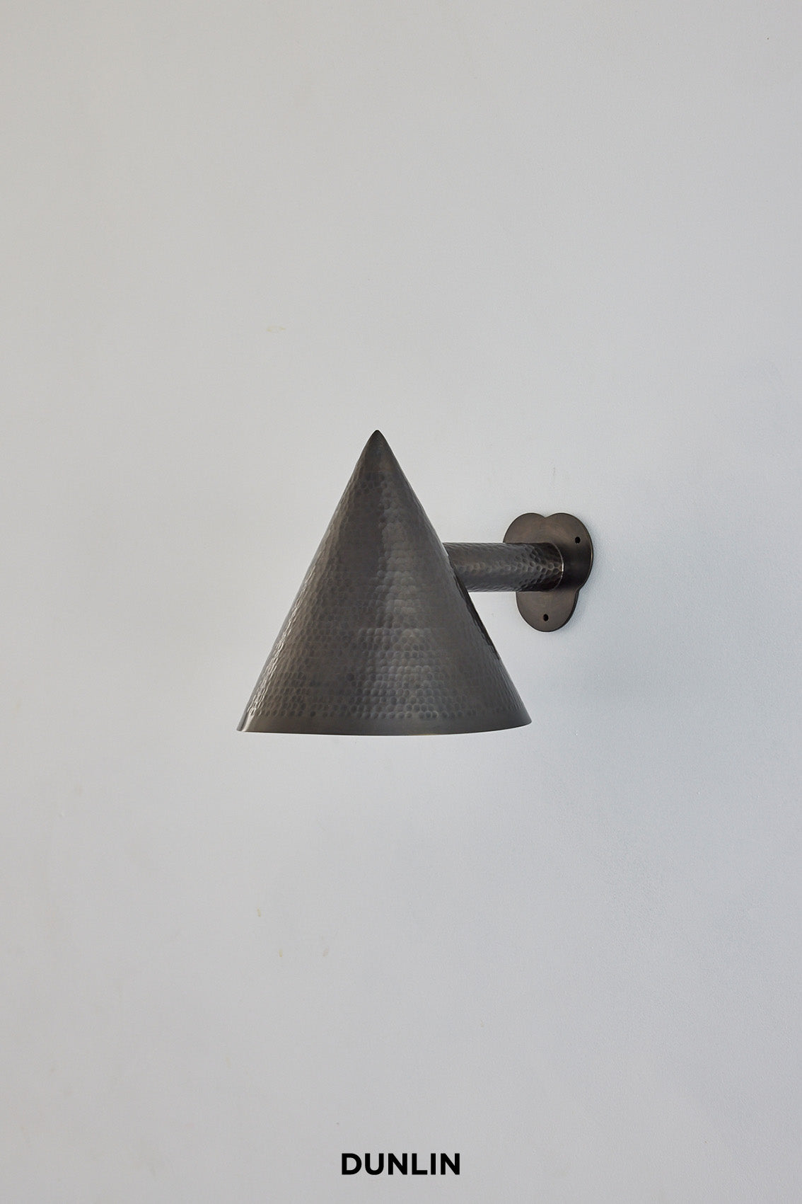 DUNLIN Claude Wall Light Weathered Brass – Dunlin Home