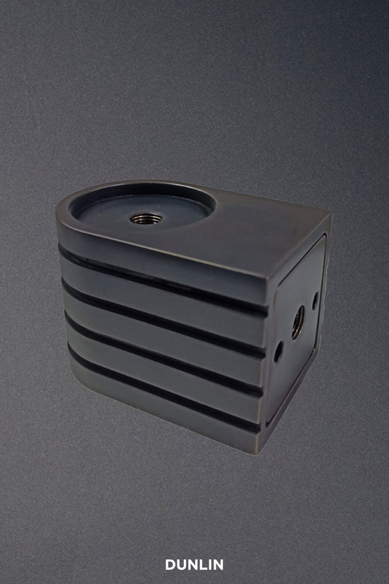 DUNLIN Palais Wall Light, Weathered Brass – Dunlin Home